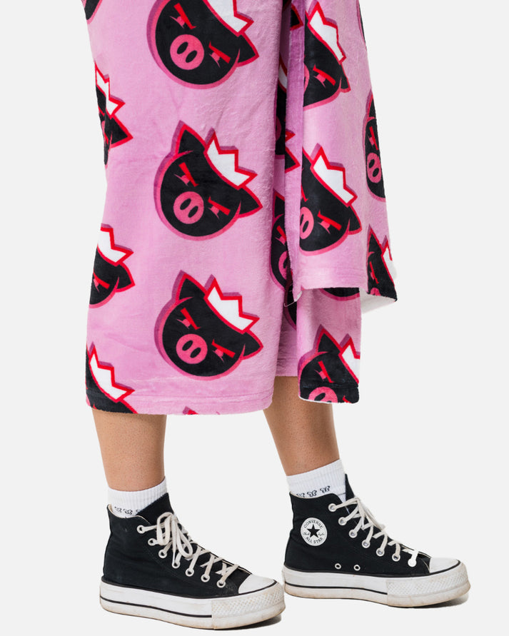 Technoblade 'Agro Pigs' Blanket – Technoblade Official