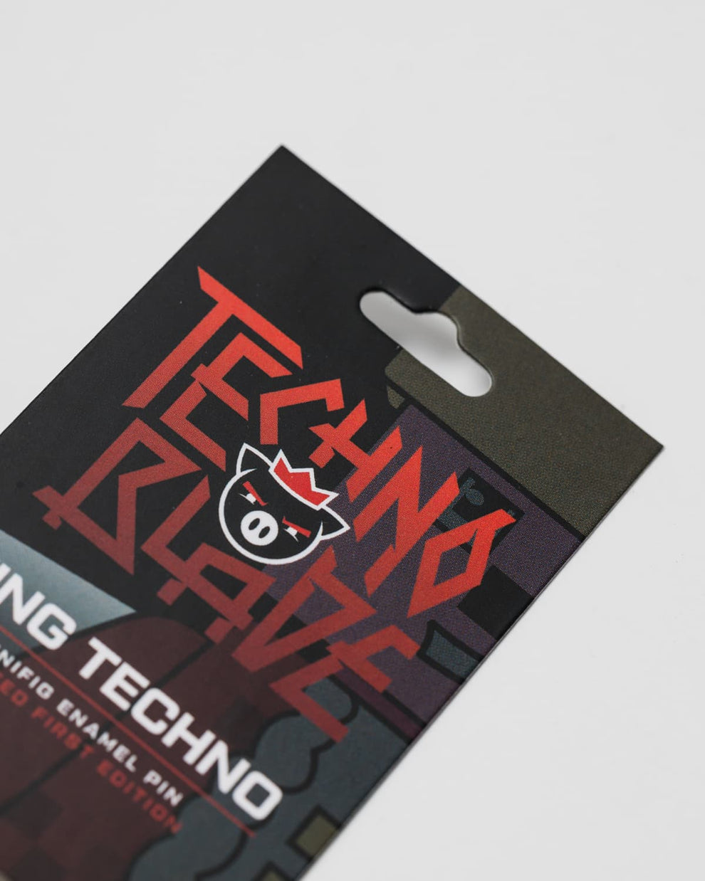 Technoblade Mini Fig Enamel Pin – Technoblade Official